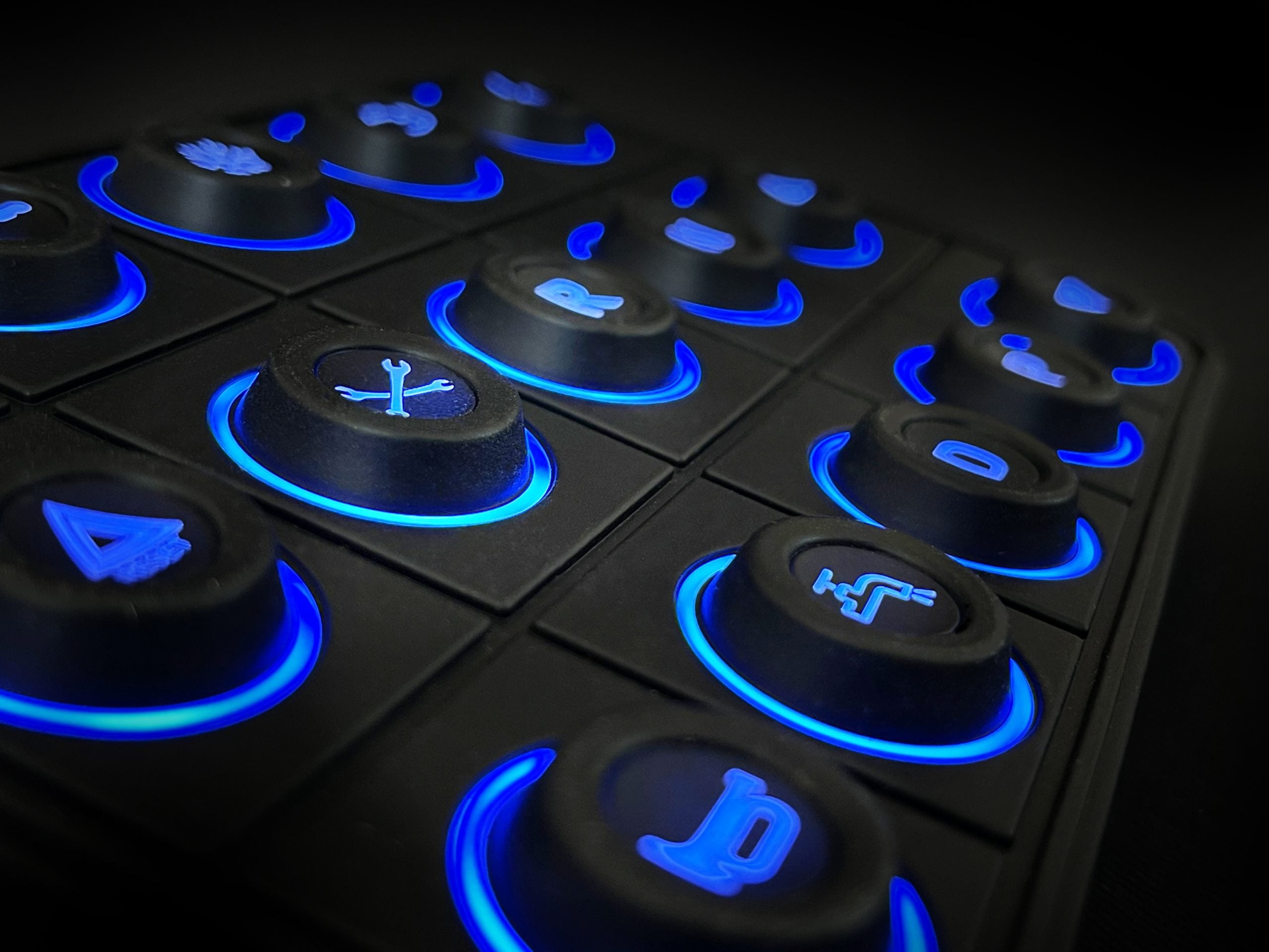 CAN Keypad - 8 Button – DTAFast